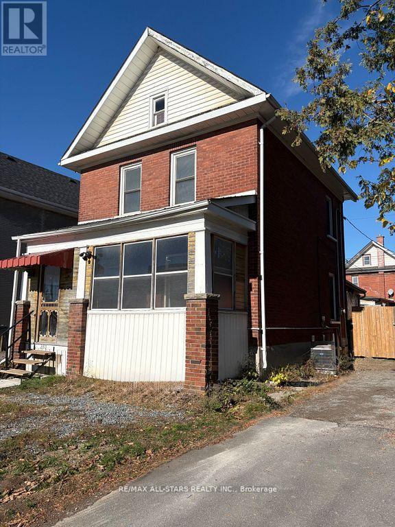 280 Lansdowne Street W, Peterborough (Ashburnham Ward 4), Ontario K9J ...